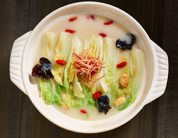 Baby Chinese Cabbage with Garlic in Broth | USA